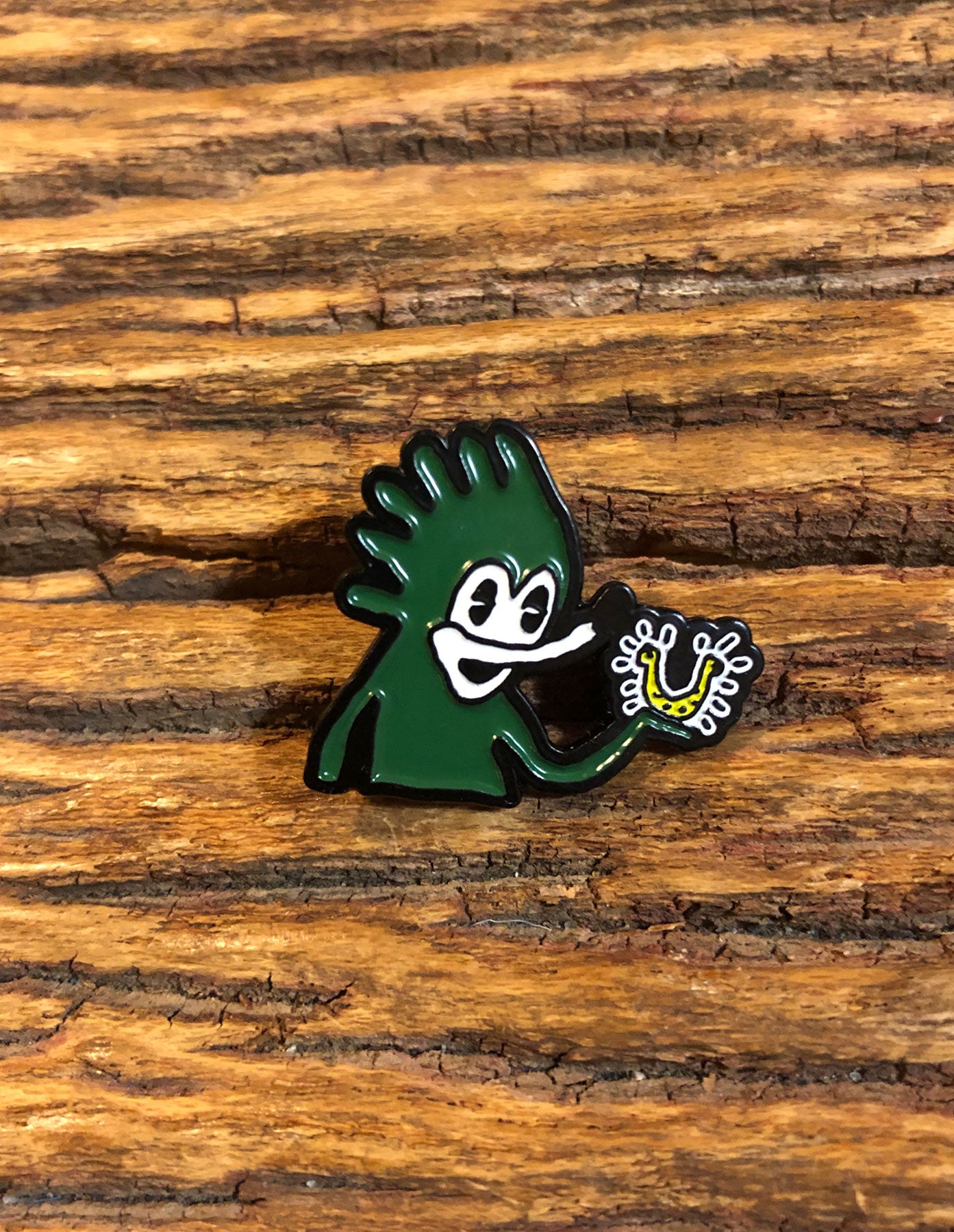 MAC DEMARCO "Mac Horseshoe" PIN – Lo-Fi-Merchandise